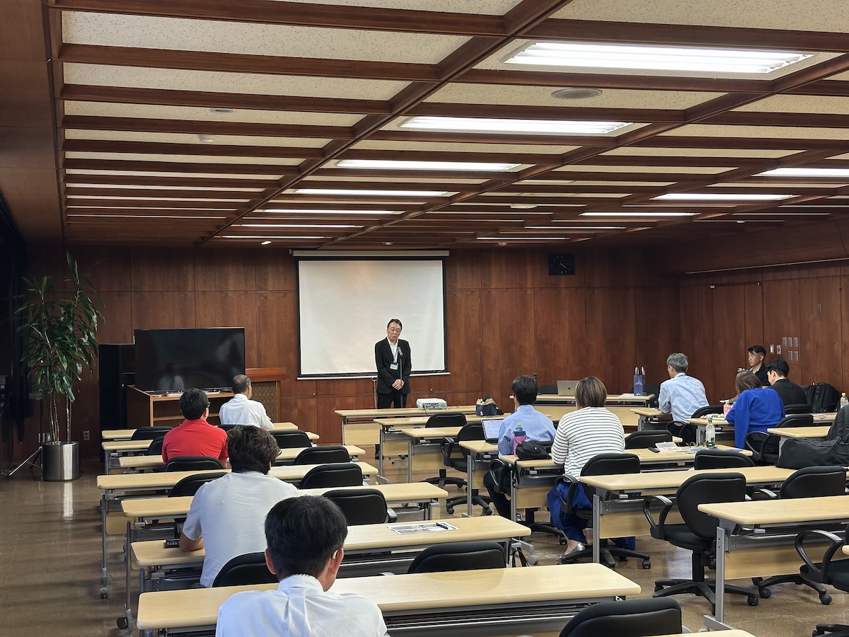 講演会と優良牧場職員表彰式 | 茨城県馬牧場防疫協議会（umabo.jp）